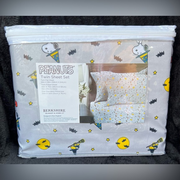 Berkshire | Bedding | Peanuts Halloween Snoopy Woodstock Witch Bats ...